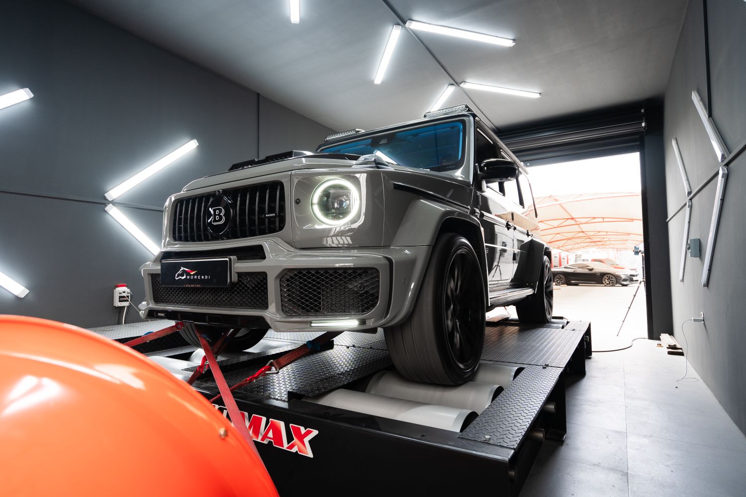 Mercedes-Benz G63 Stage 3 Performance Upgrade by DEIZ GARAGE | AUTO.AE