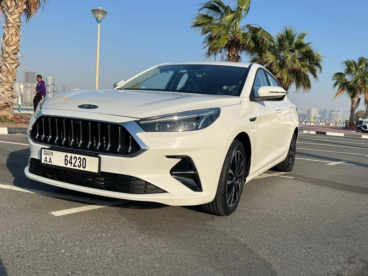 JAC J7 2024 rental in Dubai from 120 AED | AUTO.AE